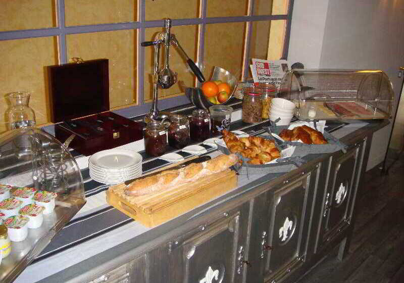 Hôtel The Originals Boutique, Hôtel Rocafortis, Rochefort - Rochefort, France