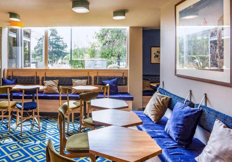 Novotel Orléans Chemins De Sologne Demeures De Campagne - Orléans