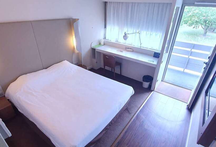 Hôtel Campanile Montargis   Amilly - Loiret