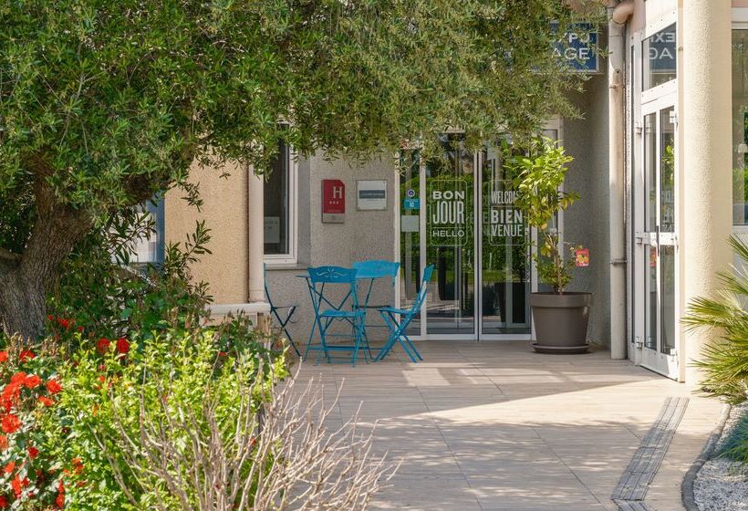 Hôtel Kyriad Lyon Est Bron Eurexpo Le Cottage - Bron
