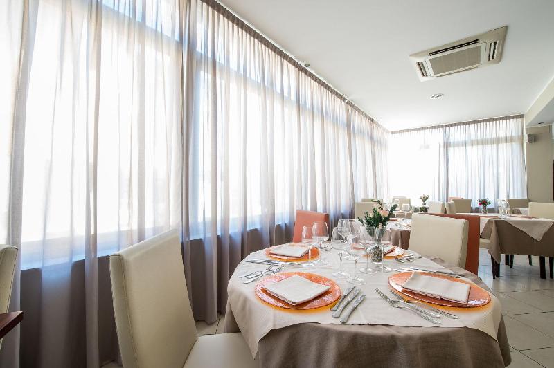 Ristorante La Marina Mhotelsgroup - Diano Marina