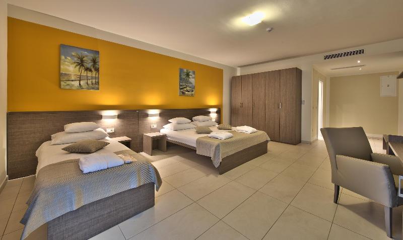 Hotel Crvena Luka Resort - Biograd na Moru