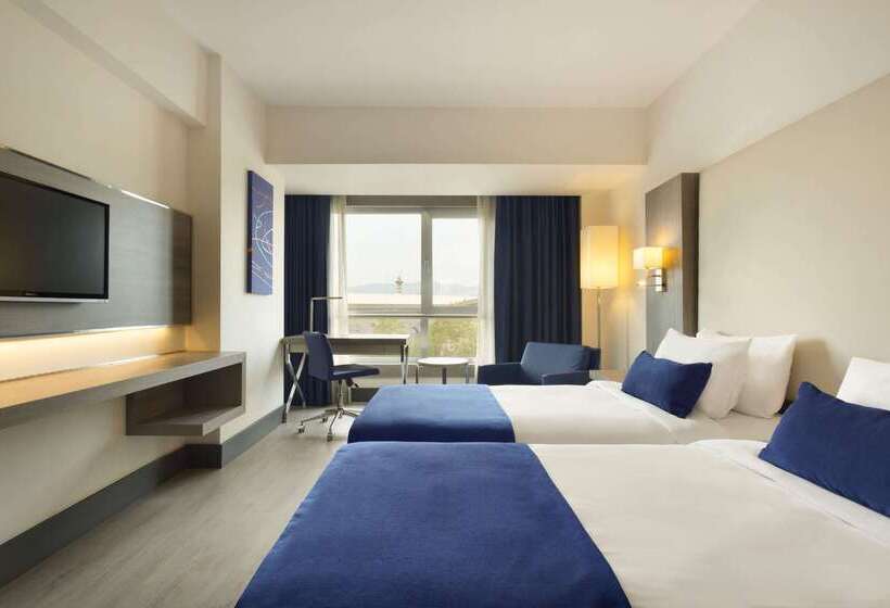 Hotel Ramada Plaza By Wyndham Izmir - Izmir