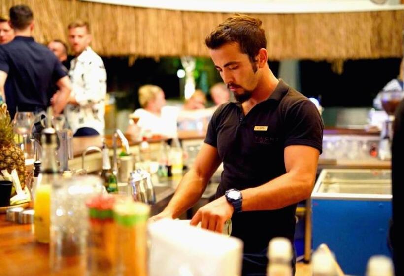 Yacht Classic Hotel   Boutique Class - Fethiye