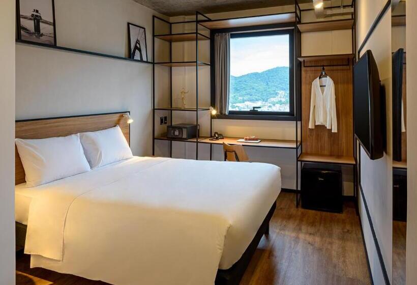Hôtel Ibis Balneario Camboriu - Balneário Camboriú