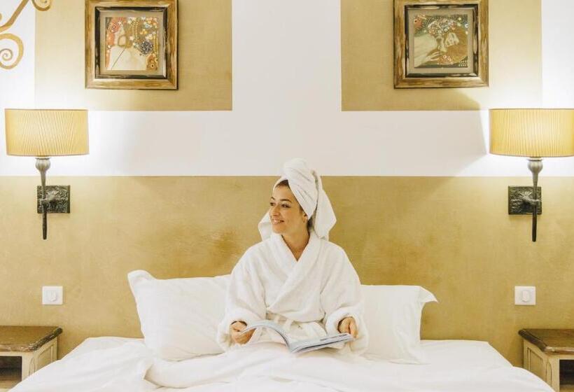 Hôtel Hôtel Liberata & Spa - L'Île-Rousse
