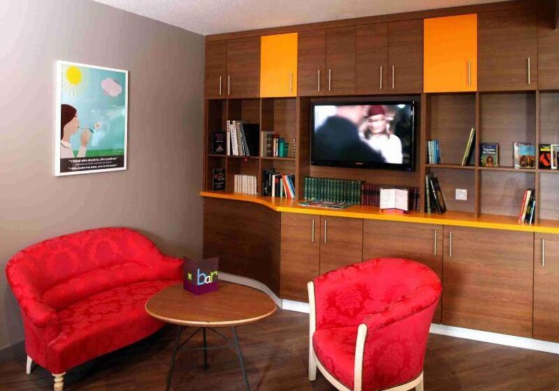 Hôtel Ibis Styles Gien - Loiret