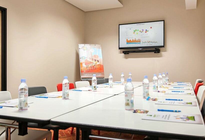Hôtel Ibis Styles Albi Centre Le Theatro - Albi