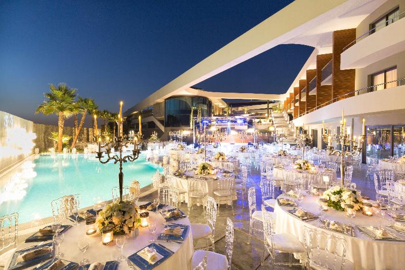 Doubletree By Hilton Hotel Izmir Airport - Izmir